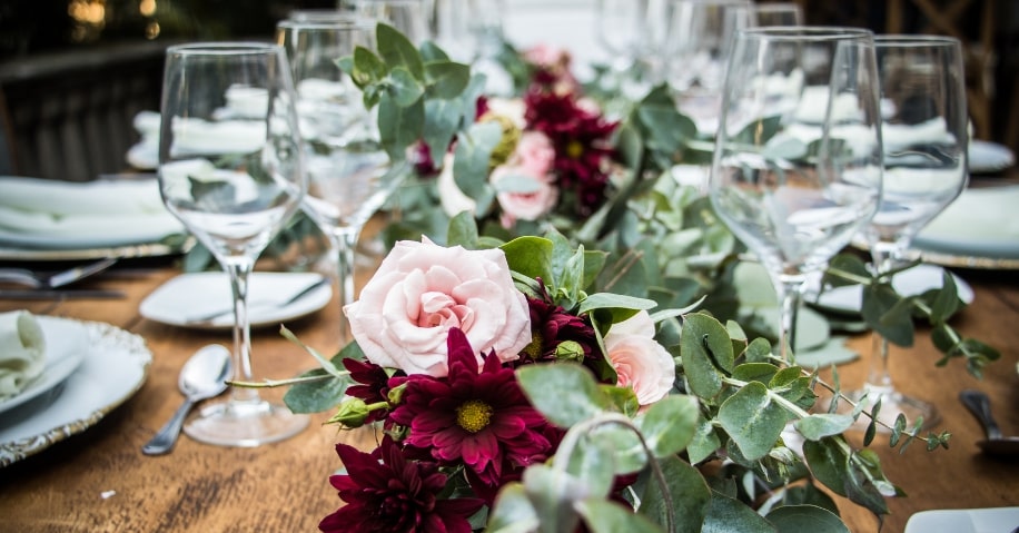 Must-See Enchanting Fall Wedding Colors for 2024
