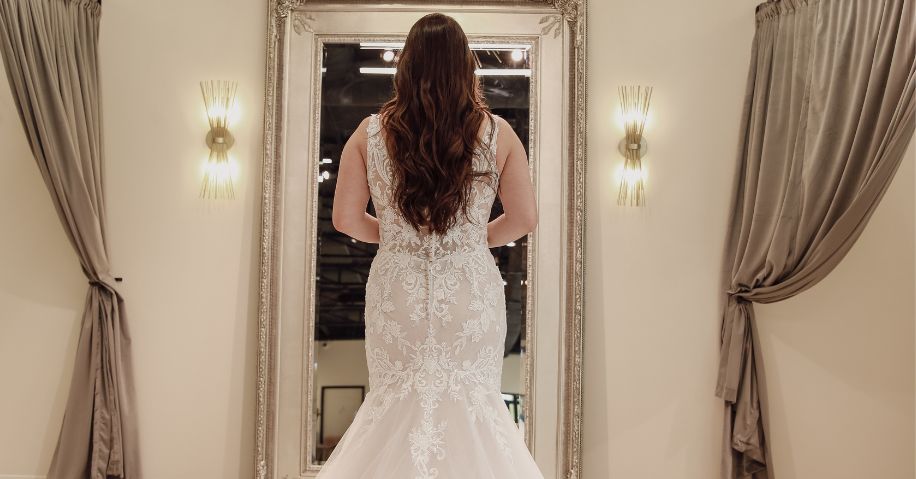 Everything You Should Know About a Wedding Dress Train | TWS